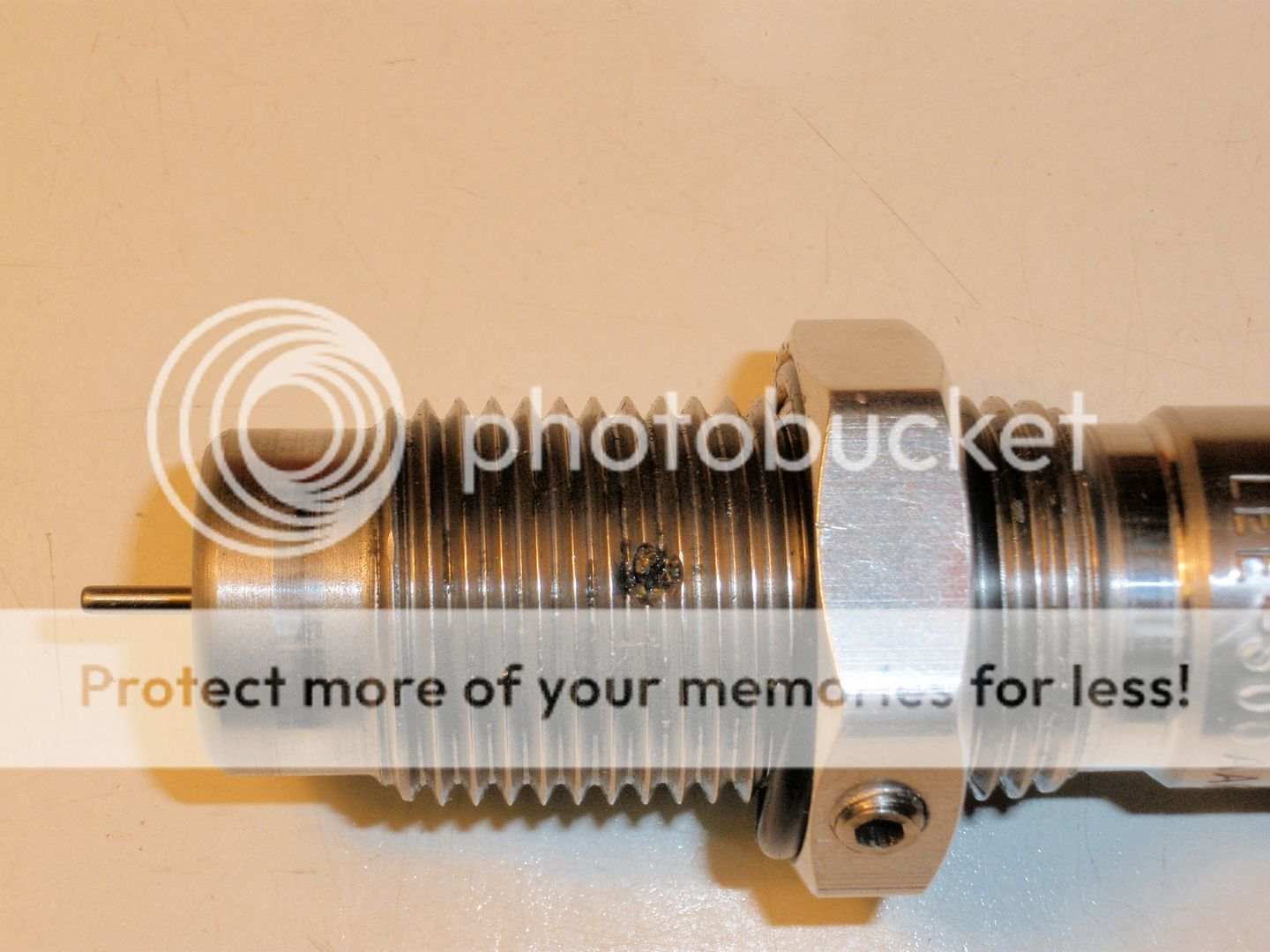 Technique for setting Die Lock rings and removal and reinstalling dies ...